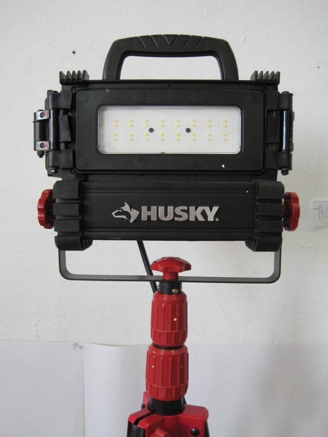 Husky Multi Directional Led